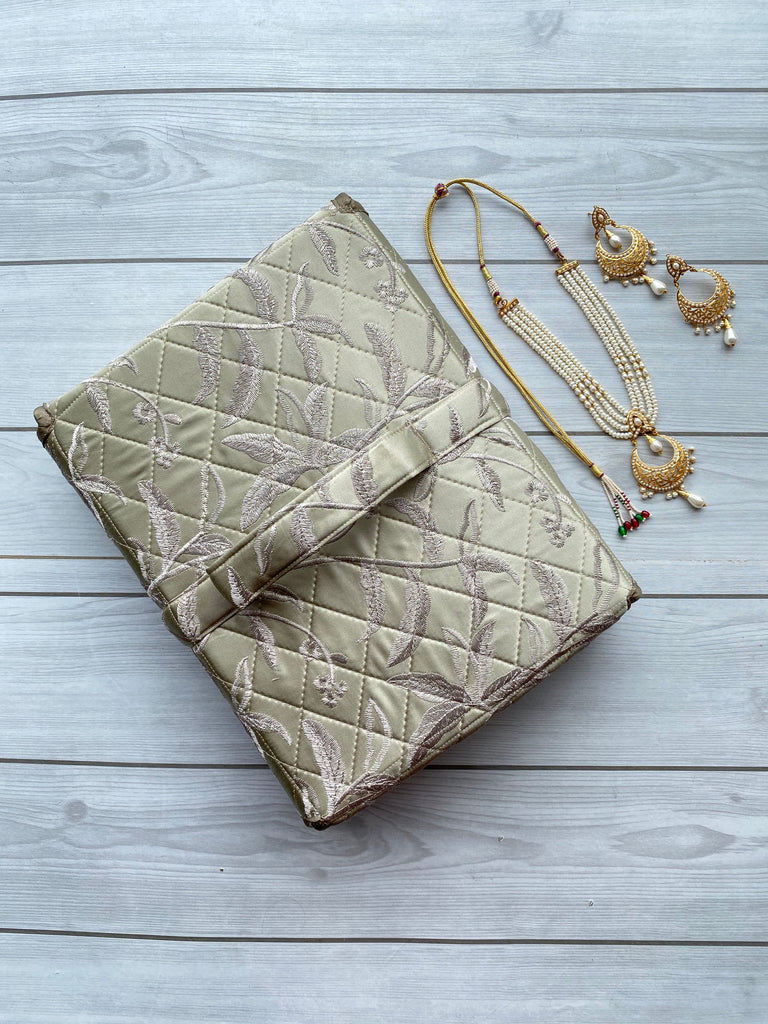 Utopia (Square) – Uniq Bags